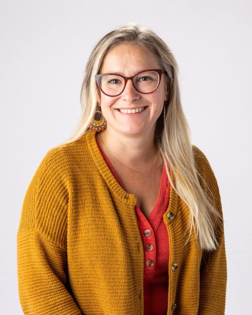 Ellen Abbott - Elizabeth Academy